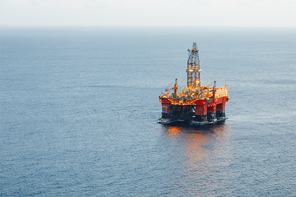 Push to Talk Two-Way Radios for Off-Shore Oil Rigs - Peak PTT Blog